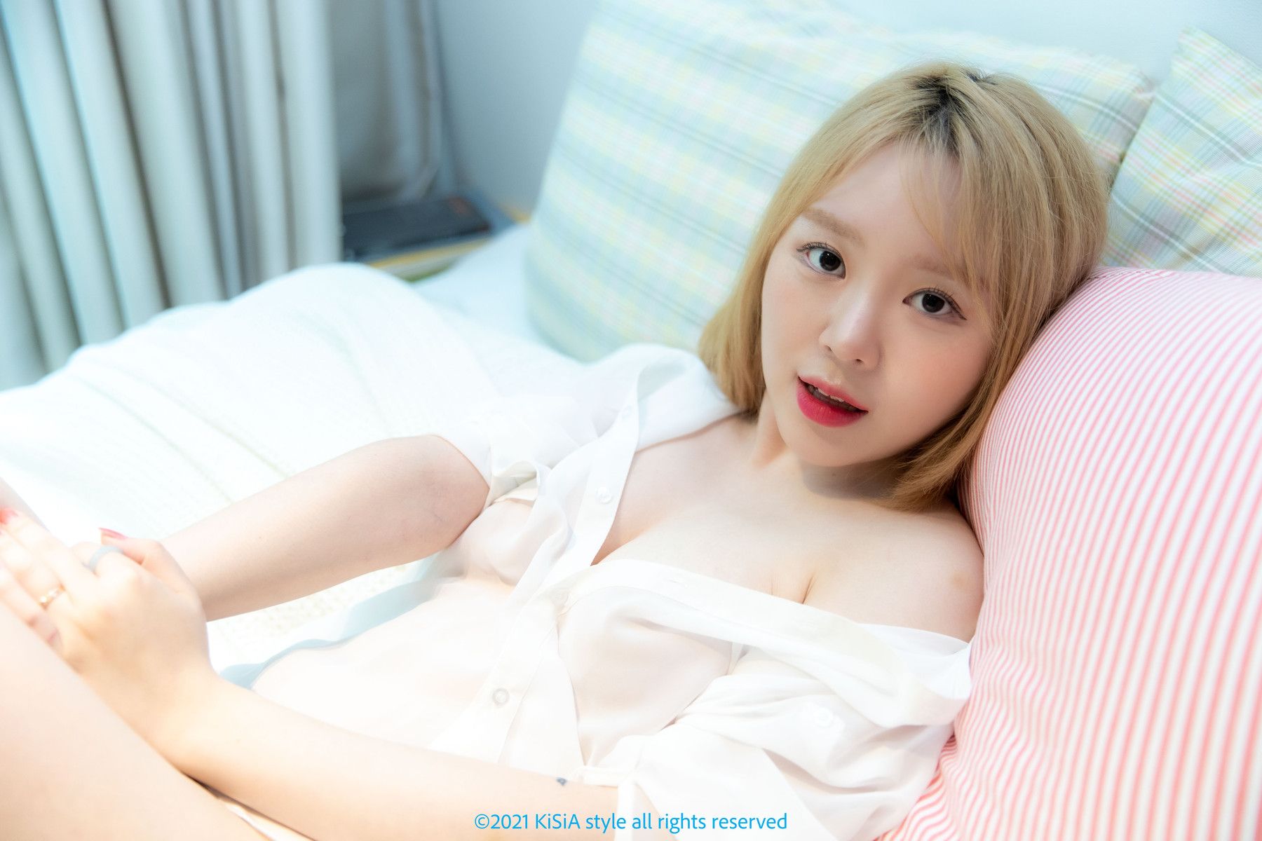 [KiSiA] Bowha - ft.Girl Friend