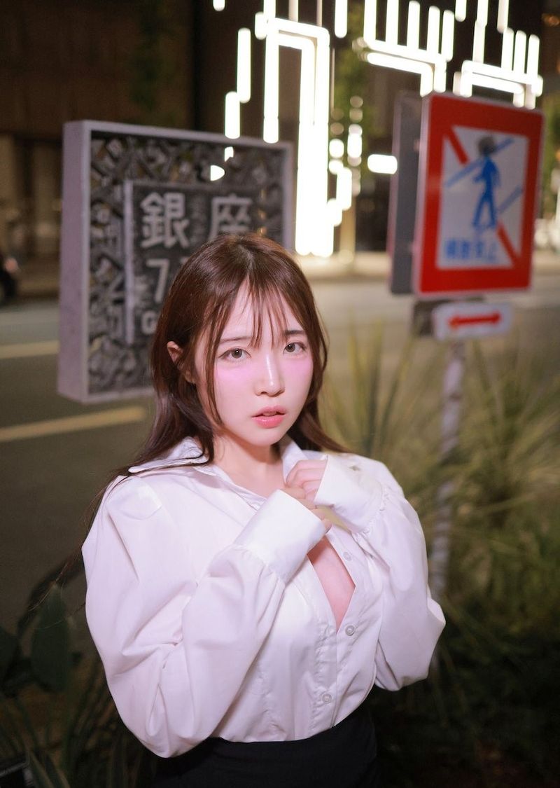 Rinaモモリナ Momorina Ginza Ol